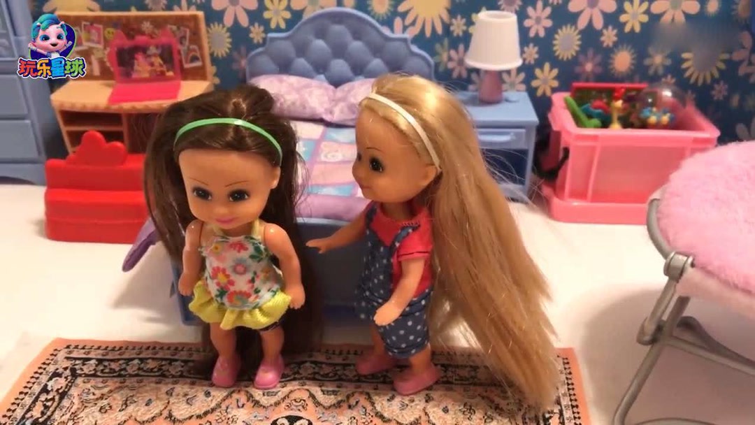 【儿童益智玩具动画】 芭比娃娃给宝宝准备美美服装变身小公主