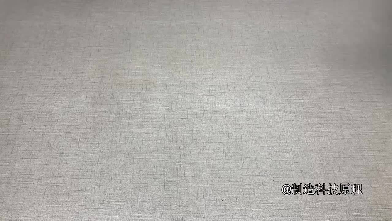 修复生锈的古董咖啡研磨机