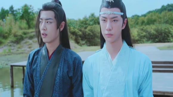 魏无羡用符咒把蓝湛跟自己连一起,魏无羡逗蓝湛的过程真好玩!