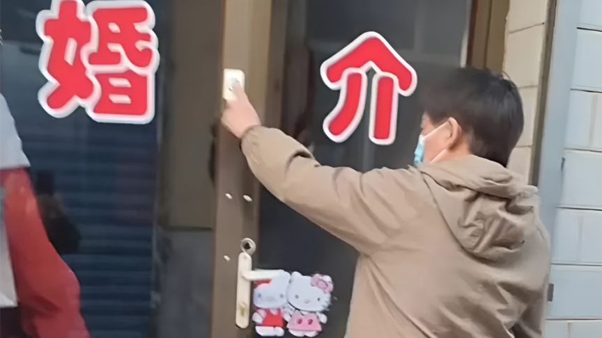 订婚强奸案宣判:男方母亲两次拒领退还的10万彩礼及2枚戒指