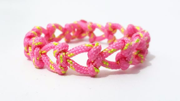 手链编织教程:3分钟学会这款爱心手链编织,简单易学!