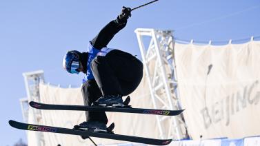 [冰雪]决赛日谷爱凌忙碌中备战