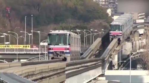 惊人的单轨列车,太神奇了,坐着有种喷气式过山车的感觉