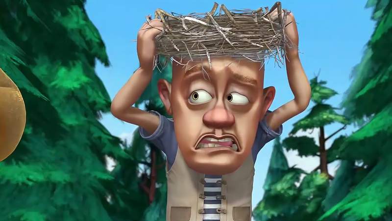 熊出没:光头强又砍树,小鸟妈妈很生气,一直叮光头强