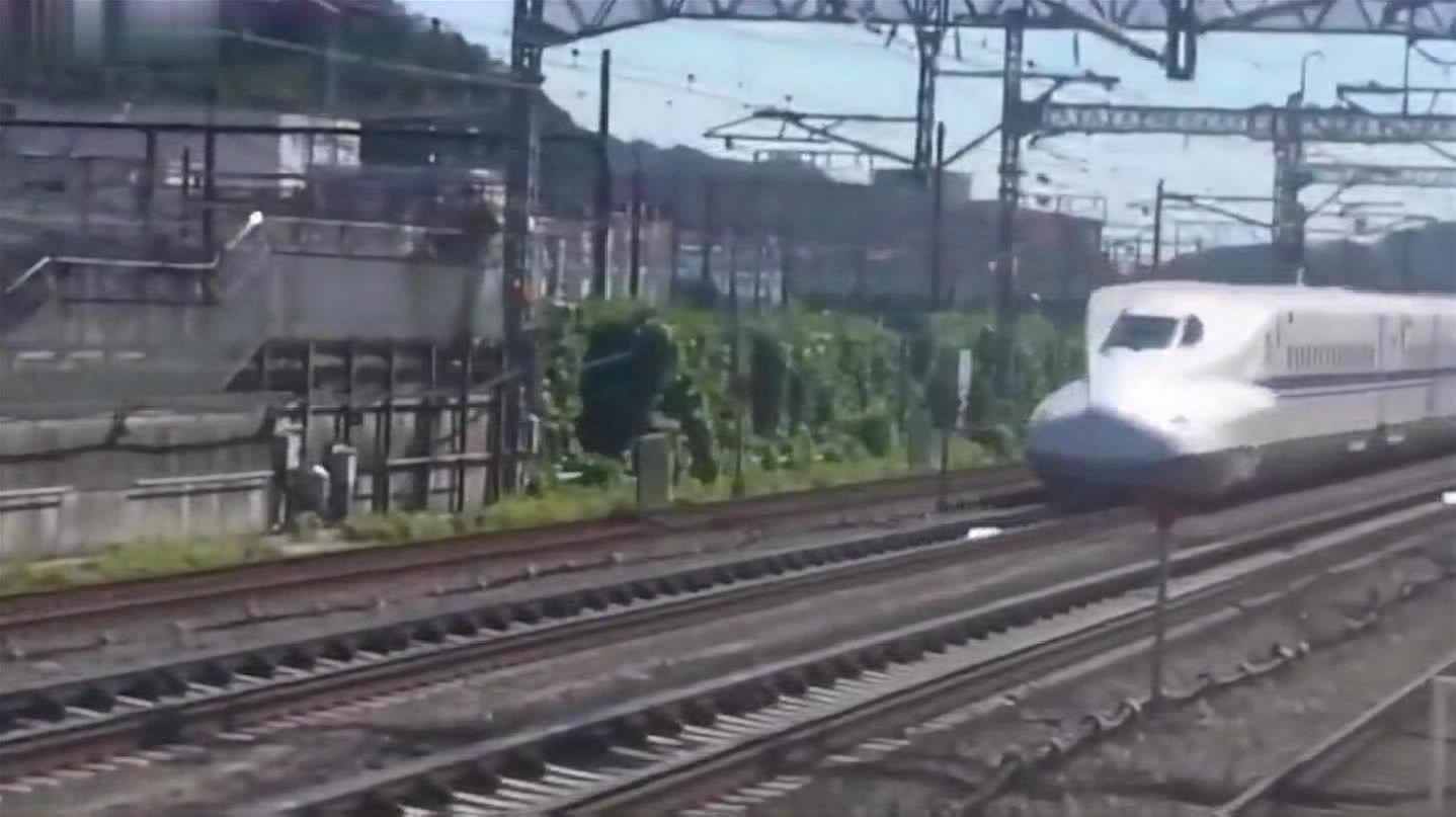 全世界最发达的国家,却连一辆高铁都没有,背后的原因让人唏嘘