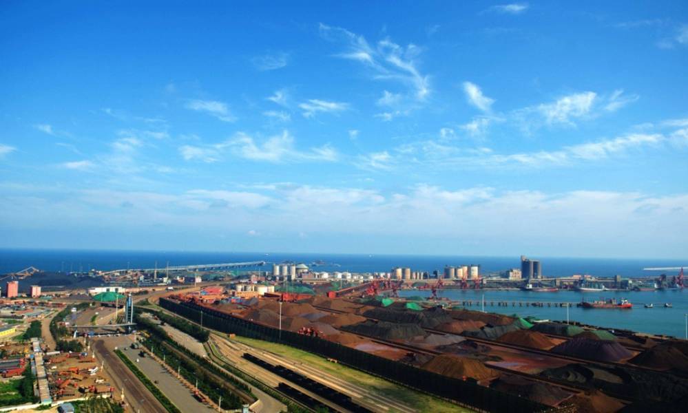中国有一座海滨小城,人少景美还免费,一顿海鲜可以吃...