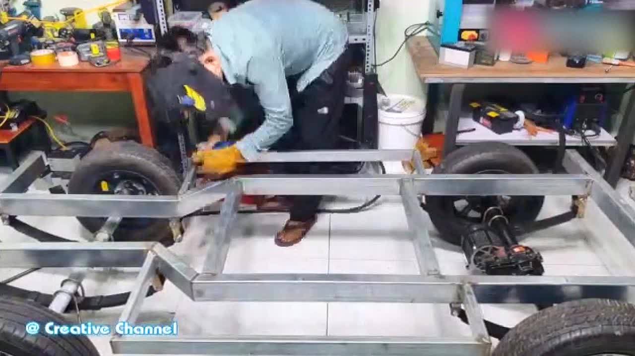 制作一个电动车,跑起来太爽了,牛人的日常