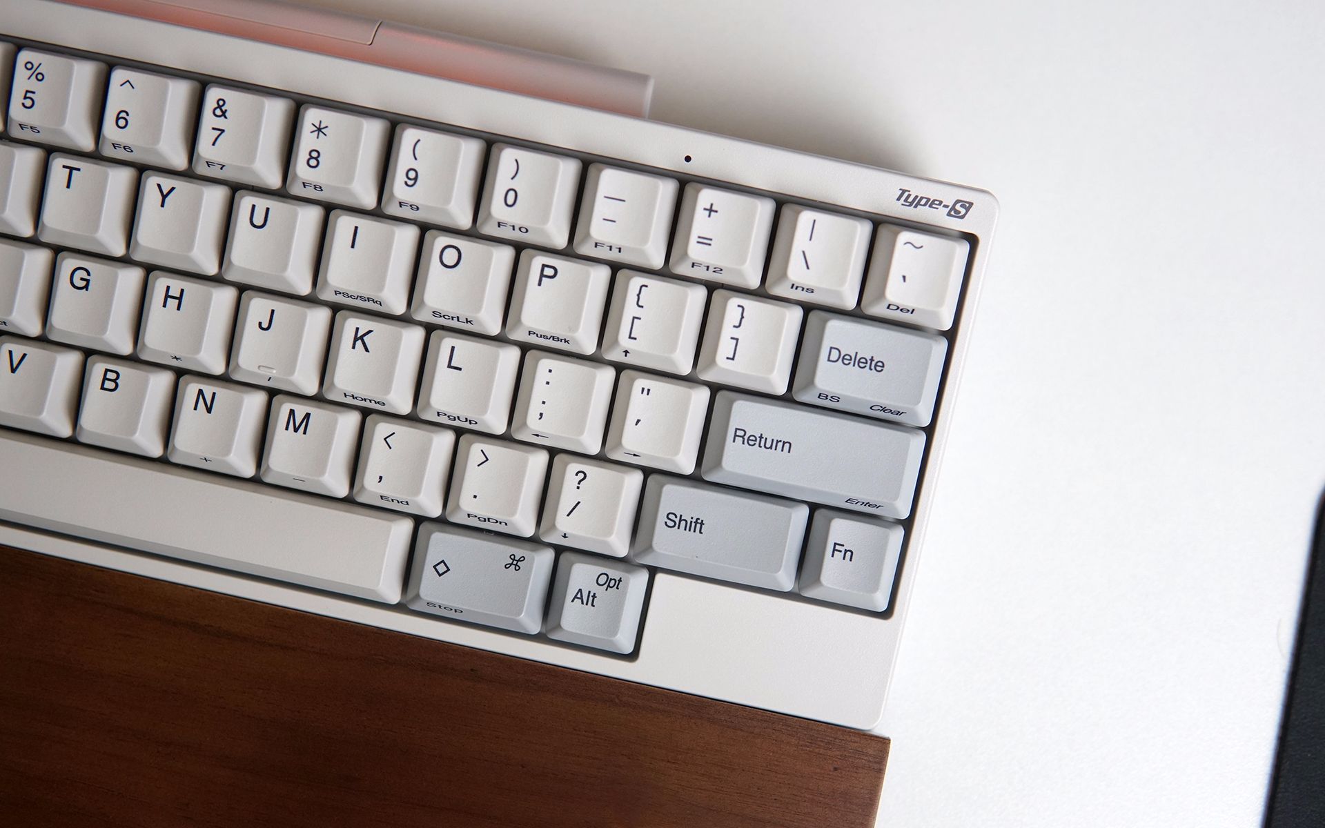 代入感很强,我已经开始不停敲字