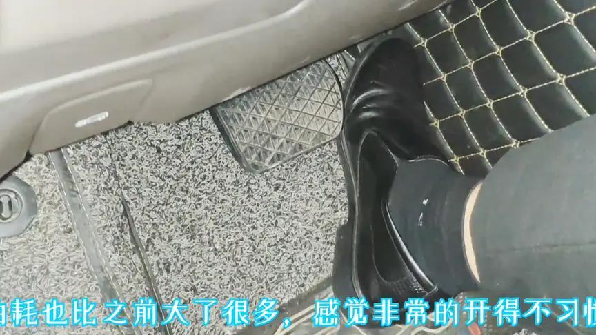 咱们爱车怠速抖动,油耗变大,加速无力,是它坏了,教你一招