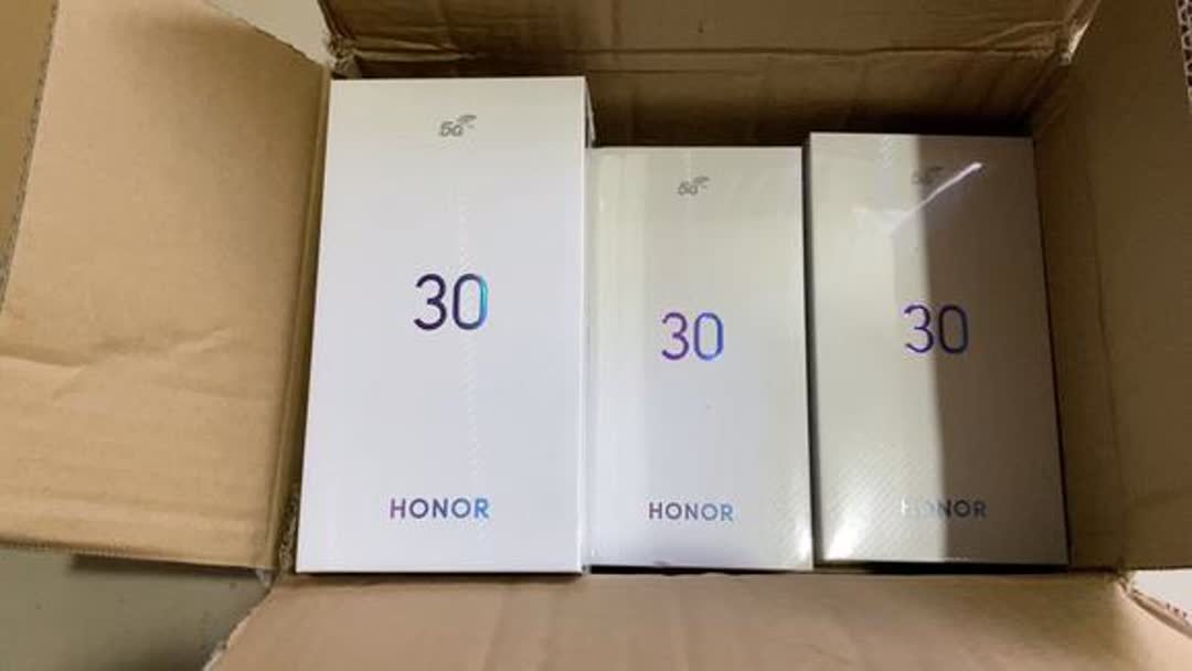 荣耀30到货,海思麒麟985处理器,OLED屏幕,提前激活罚款6000元