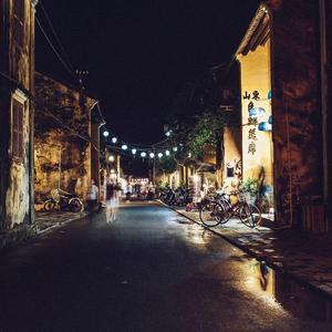 夜泊 