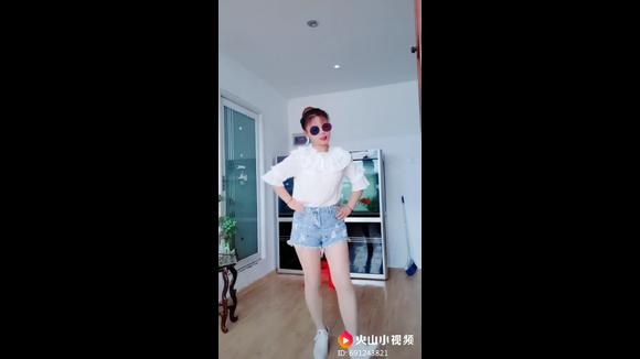 28号下午6点准时开播,敬请期待,倒计时开始,❤️❤️❤️❤️