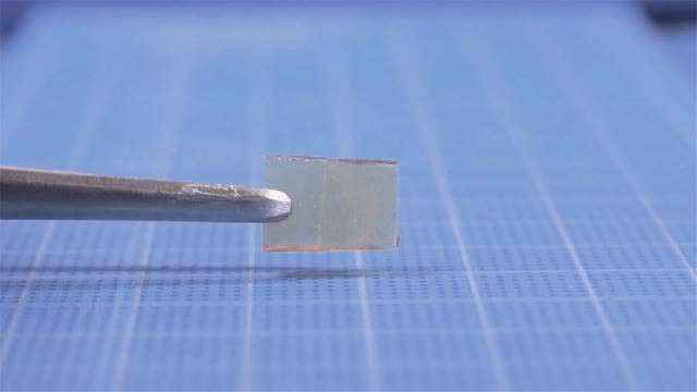 玻璃破碎后能自己修复,这是什么黑科技?