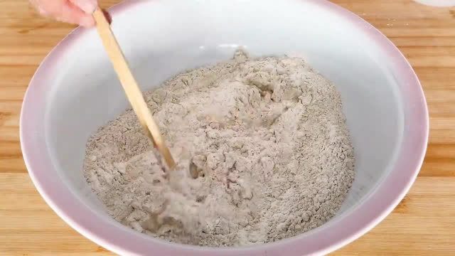 手工荞面条家常做法,粗粮细做营养健康,做法简单好吃又饱腹