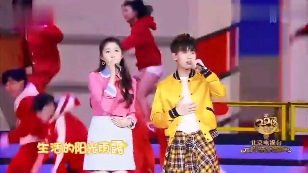 2018春晚和元宵晚会任嘉伦演唱片段