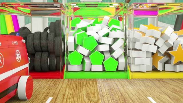 使用叉车将拖拉机、救护车、消防车运送到火车停放车辆上.