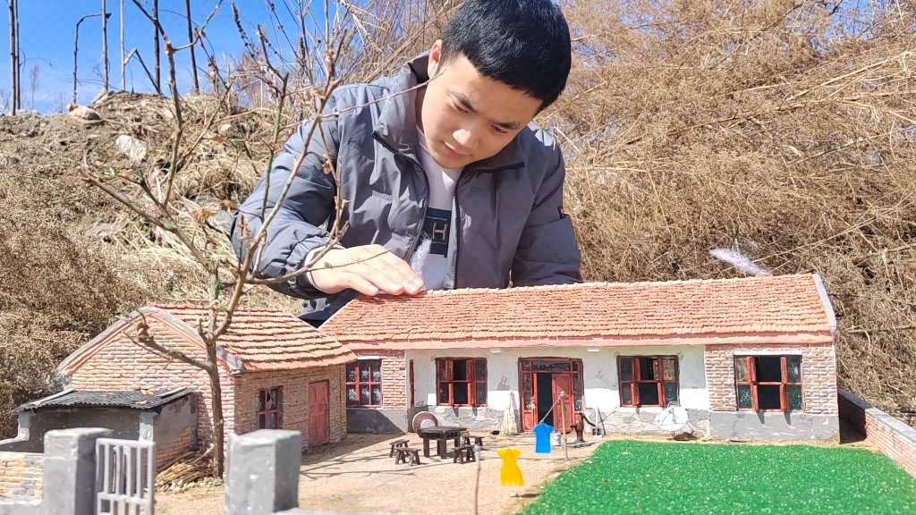 怀旧小伙手工制作微缩模型复原小时候农村老家