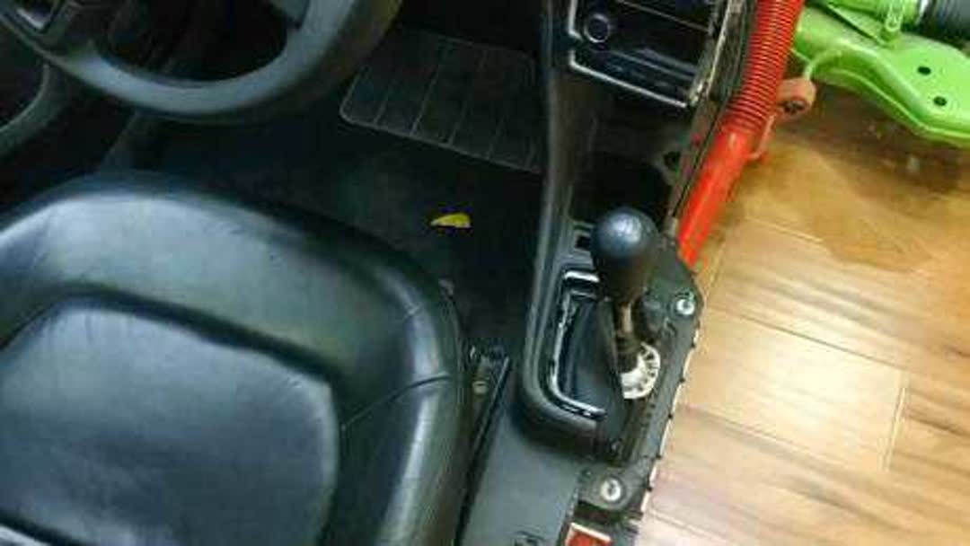 手动挡车一定不要这样挂挡,危险不说,还会缩短变速箱寿命