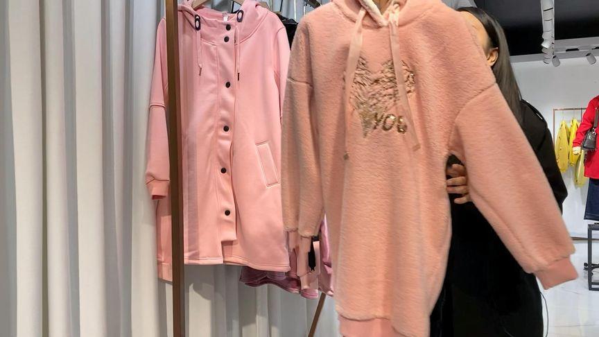 加绒加厚卫衣外套货源走份,细腻厚实的婴儿绒,超减龄,超平价!