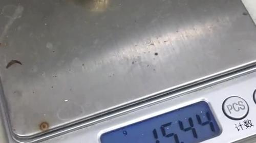 老师傅可以做到无损耗加工,这个应该就是老师傅的手艺,加工成本极低