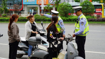 如果有摩托车驾照,可以骑电动车吗?交警是这样回答的