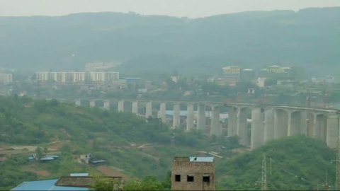 (火车精选)k9574次列车通过两昌河特大桥与唐家沱车站_火车最新工作...