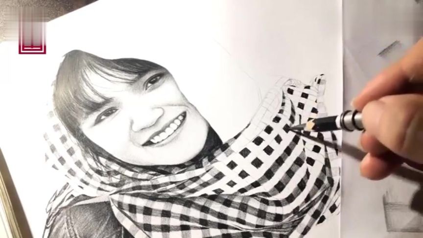 人物素描质感练习:同型号铅笔,表现不同材质服装