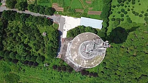 北京通州 航拍大运河畔的一座信号塔