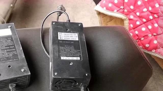 电动车充电器千万不能混用,很多人都中招了,后悔才知道!