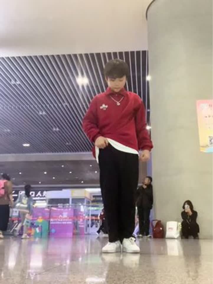 候车时间速扒一下 来迟啦!翻跳