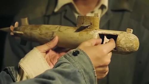 模型造着造着,就成了核潜艇