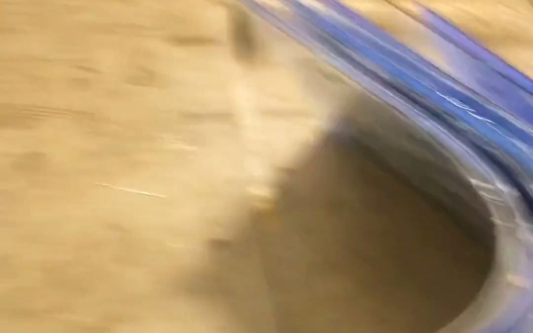 热弯玻璃现在是无处不在这种热弯玻璃是装到哪里的,中空玻璃 我是猜...