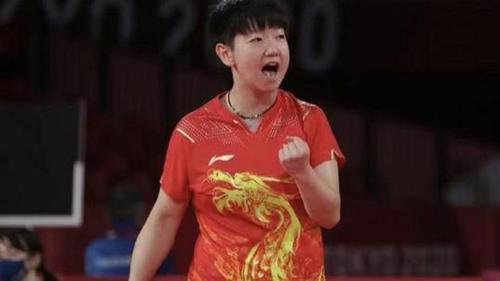 孙颖莎一天四赛全胜,这个莎莎超能打的