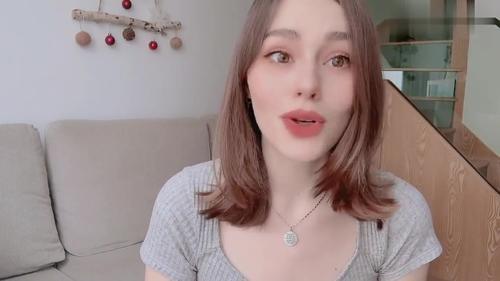 老外在中国:俄罗斯女孩在中国拍视频,被当成中国人,我真的像中国人?