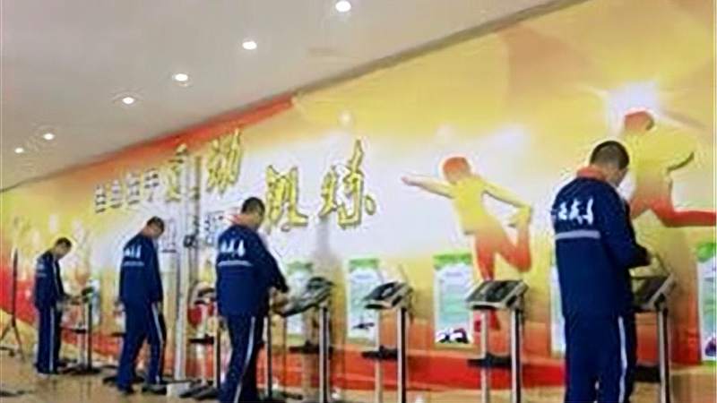 吸毒男子进了戒毒所,在民警帮助下,他戒断毒瘾重拾自信|晚间800