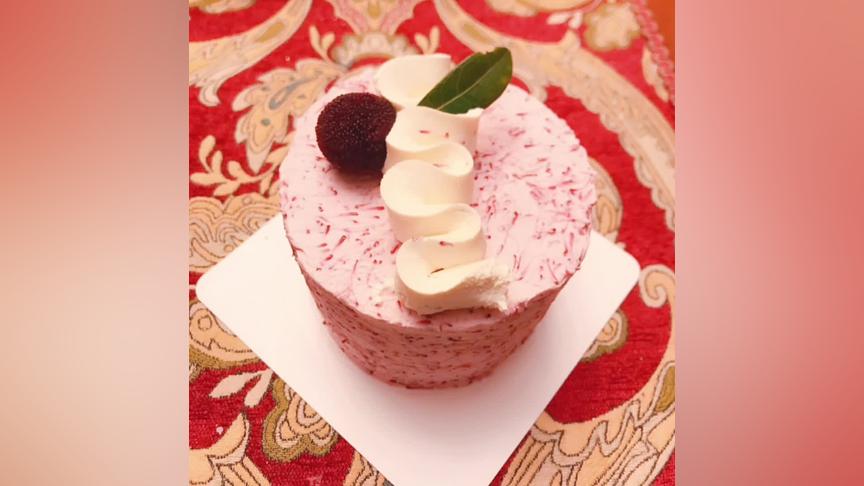 杨梅果酱加啵啵或者荔枝都是绝配这两个#戚风蛋糕 #杨梅