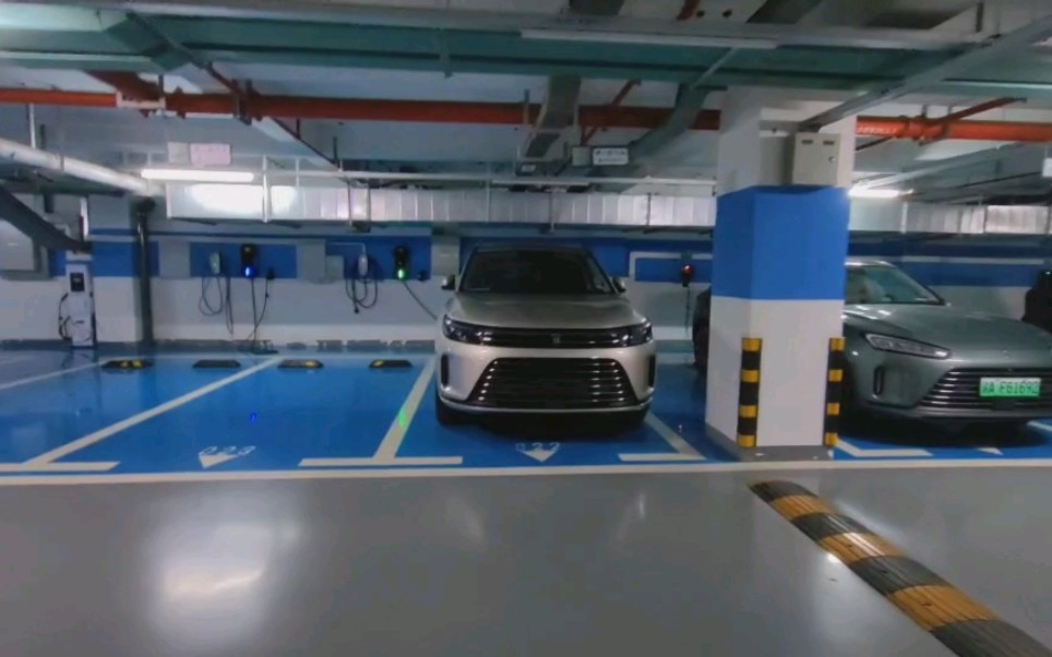 问界M7,金色实车外观展示,香不香