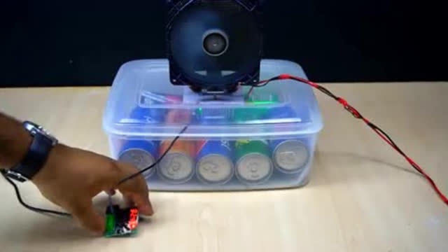 教你如何制作一个迷你冰箱,很实用的DIY!