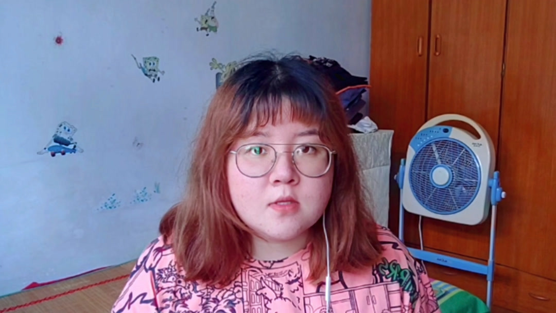 分享在图书馆做志愿者的经历,最开心的是被评为优秀志愿者