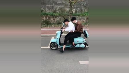 电瓶车没电了可以试试这招哦!