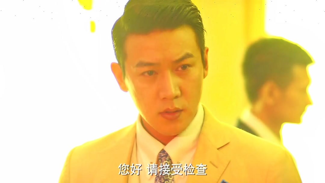 帅哥卧底执行秘密任务,竟然是临场刺杀大汉奸!顿时慌了神!