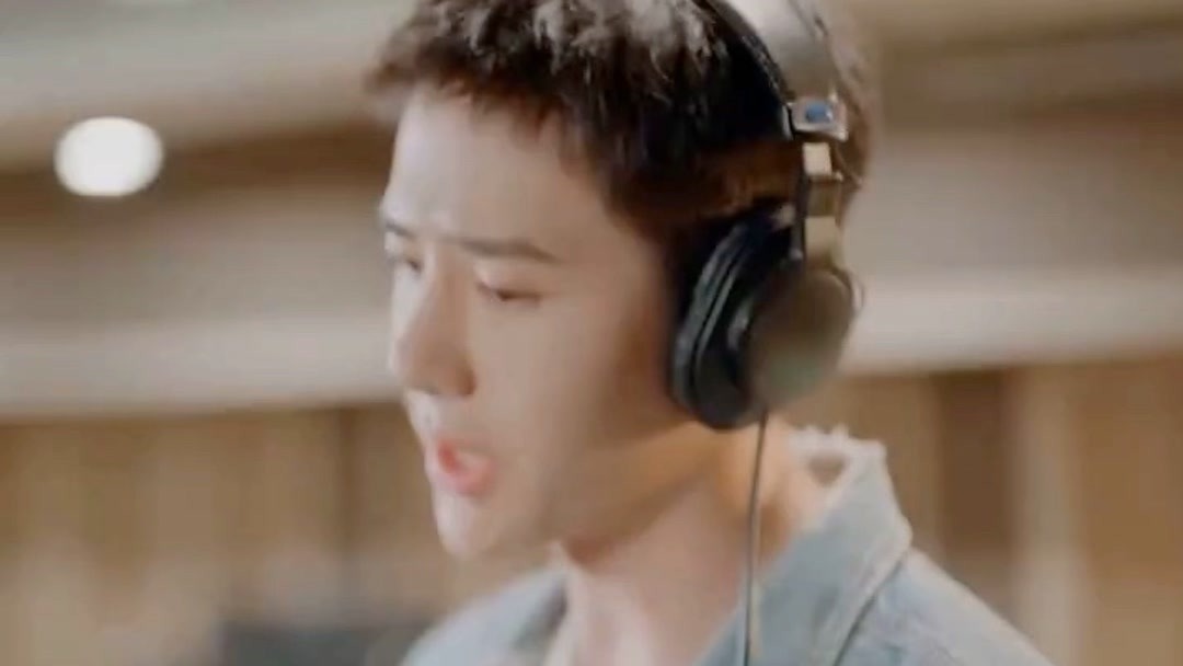 王一博《青春的模样》MV