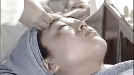 吃什么食物可以美白 张秀琴刮痧5美容
