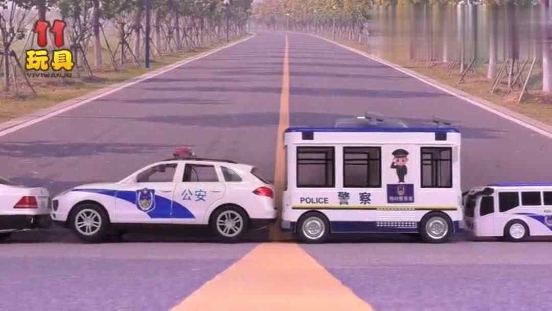 警车玩具大全越野警车巴士警车巡逻警车模型表演