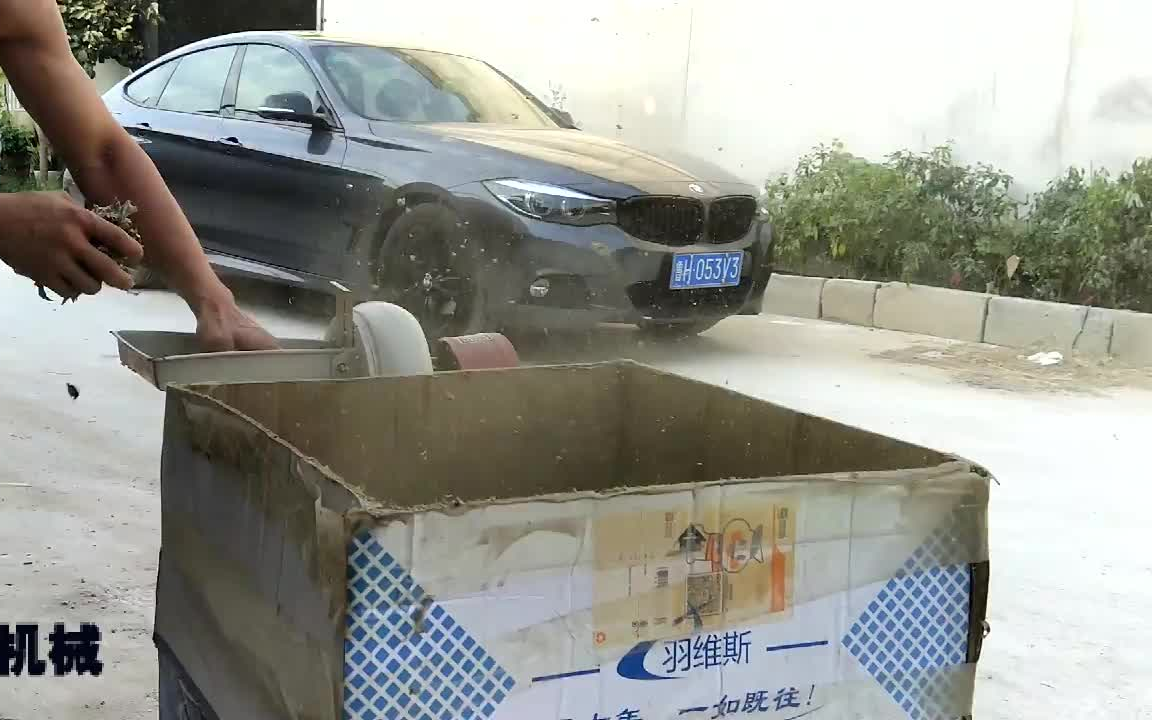 多功能齿爪式黄豆皮粉碎机