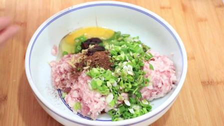 7月我家就爱用这馅包饺子,钙含量高,营养美味不发胖,比吃肉香