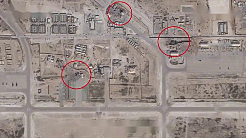 伊朗导弹基地首次曝光:地下洞库中满是导弹,55000枚密密麻麻