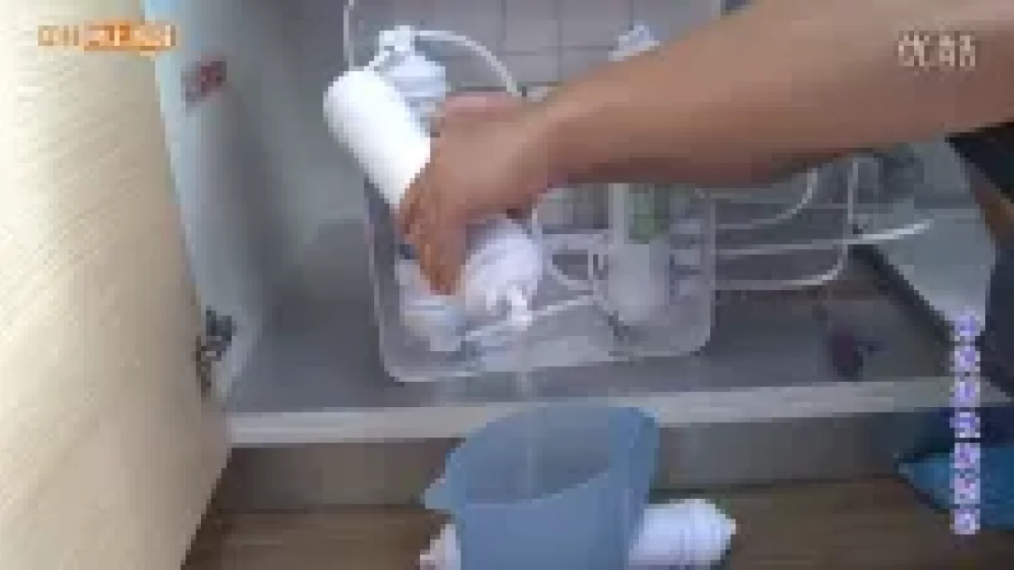 立升净水器家用厨房超滤直饮水复合净水器活性炭滤芯更换视频