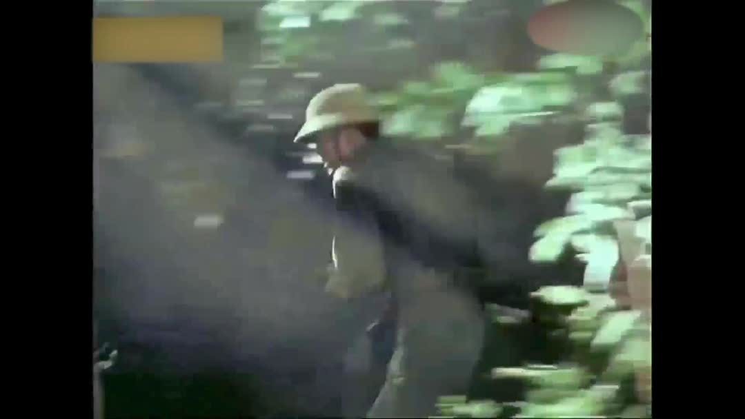 一部自卫反击战经典战斗故事片,战斗非常激烈残酷,向英雄致敬!