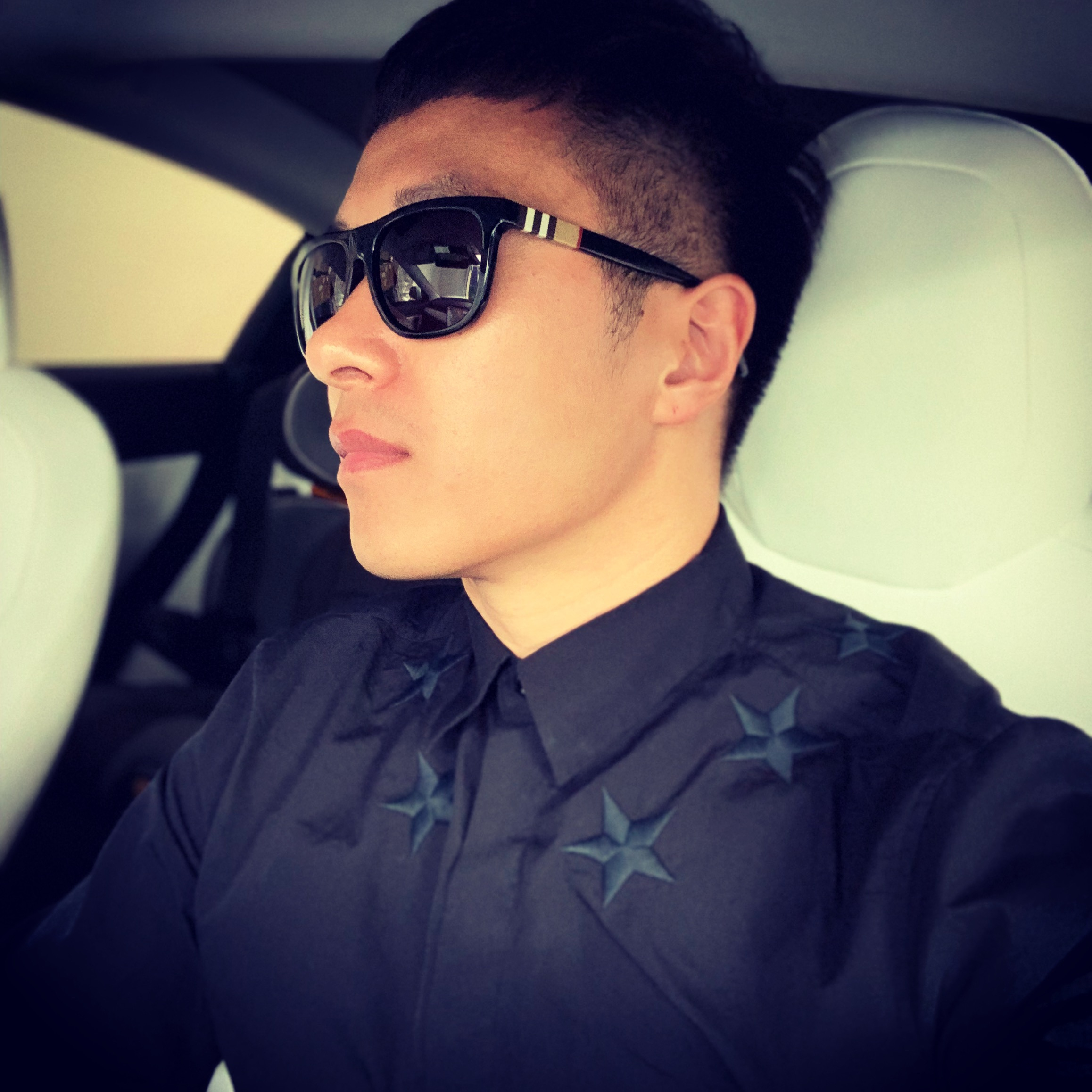 尔湾李斐 